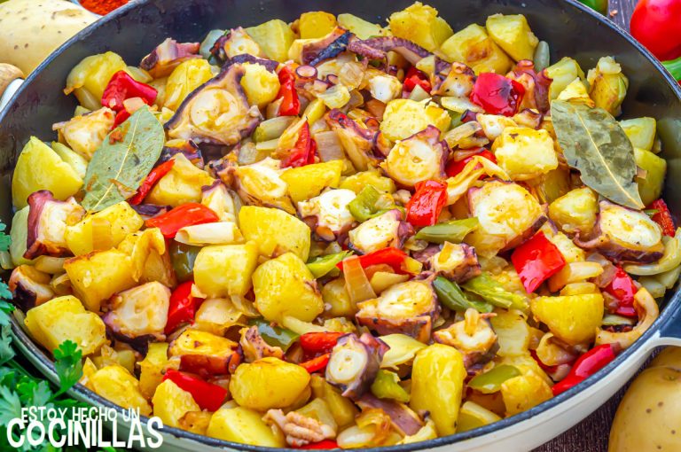 Receta de frito de pulpo con patatas y pimientos (frit de pop). Típico ...