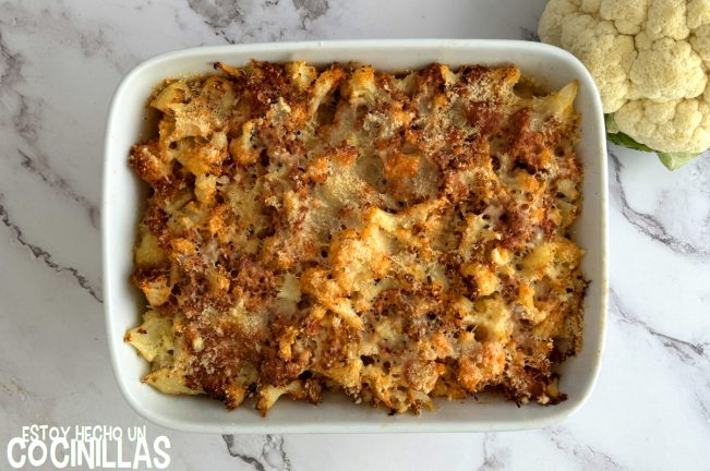 Coliflor con tomate y carne picada (al horno gratinada con queso)
